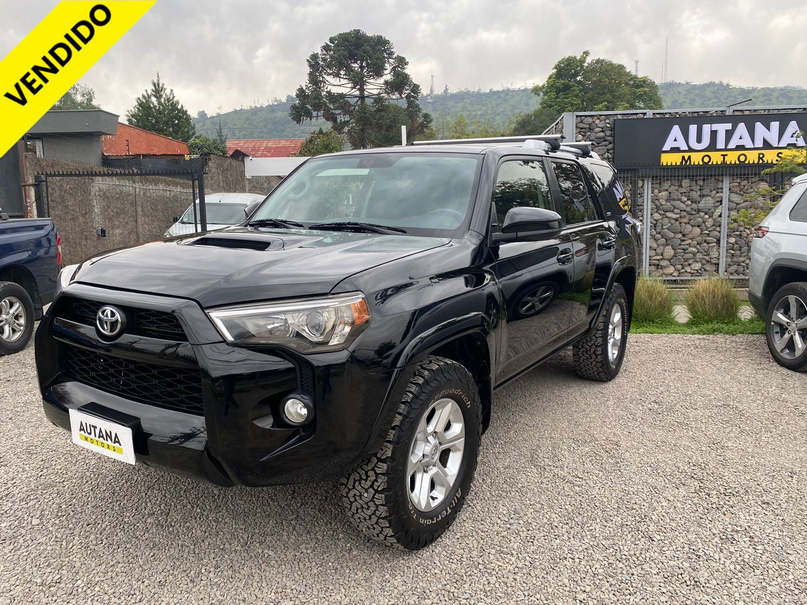 TOYOTA 4RUNNER LOOK TRD 2014 – Autana Motors