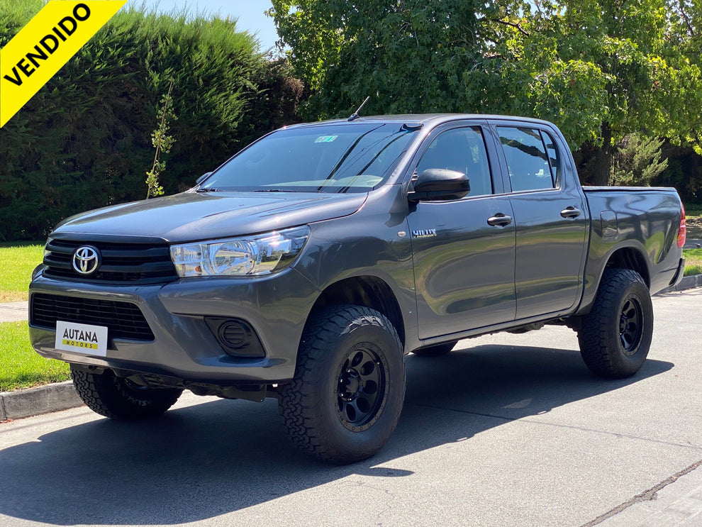 TOYOTA HILUX DX DIESEL FULL 4X2 – Autana Motors